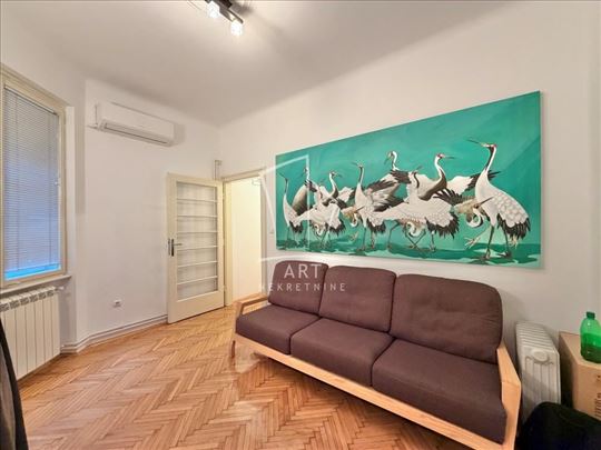 Centar, prestižna lokacija, mereno 60m2 ID#13775