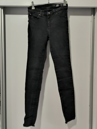 Armani X farke skinny SNIZENE 2000