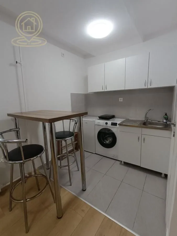Izdavanje, garsonjera, 17m², Liman 3, Novi Sad Sve Podlokacije