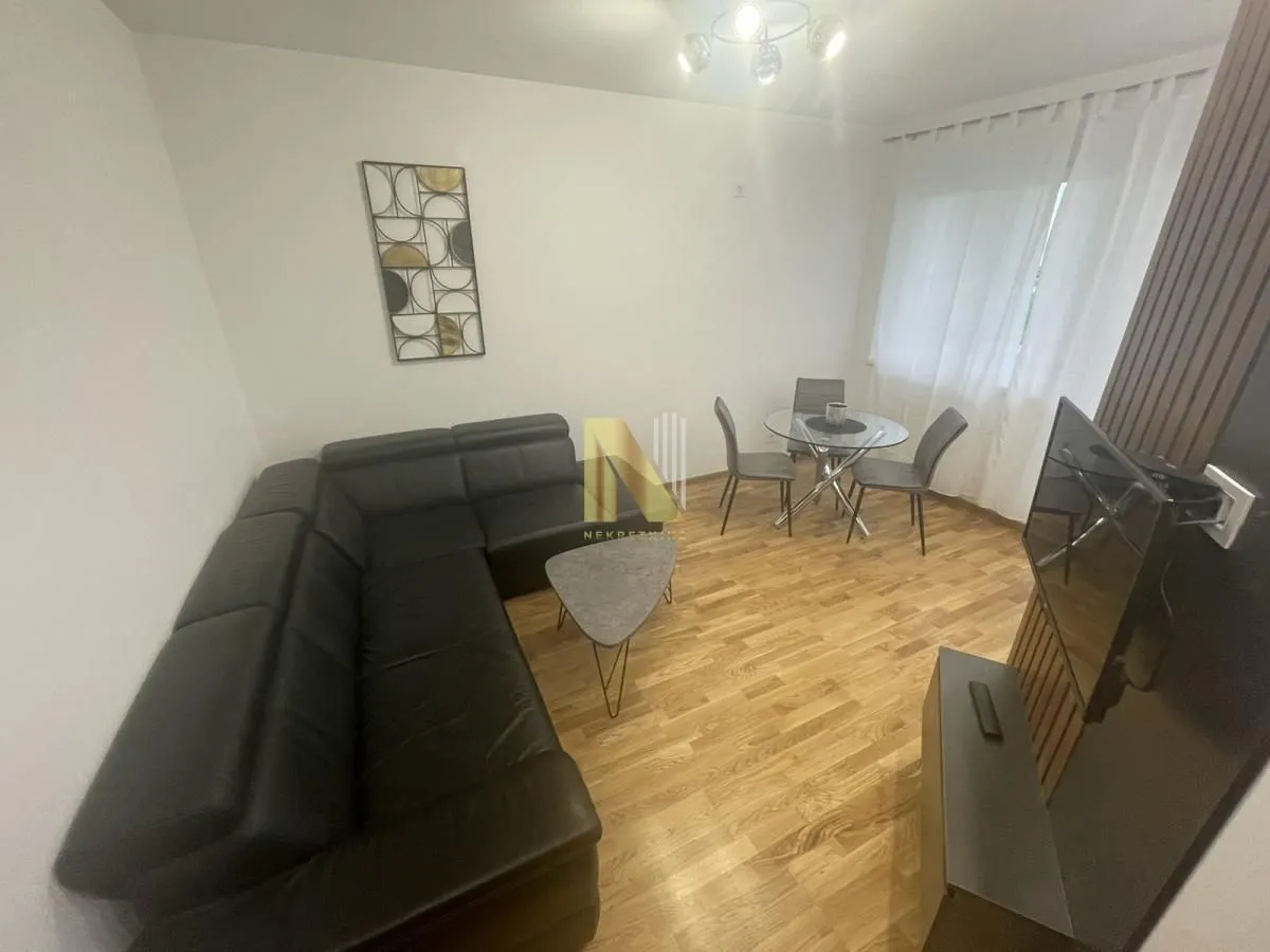 Izdavanje, jednosoban stan, 37m², Jugovićevo, Novi Sad Sve Podlokacije