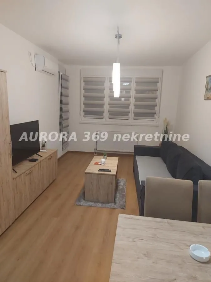 Prodaja, jednosoban stan, 43m², Ruma, Srbija