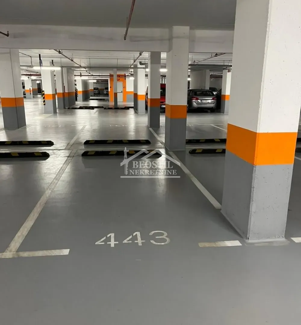 Prodaja, parking/garaža, 14m², Tošin bunar, Novi Beograd Sve Podlokacije