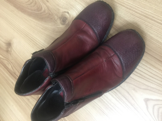 Rieker kozne bordo 38