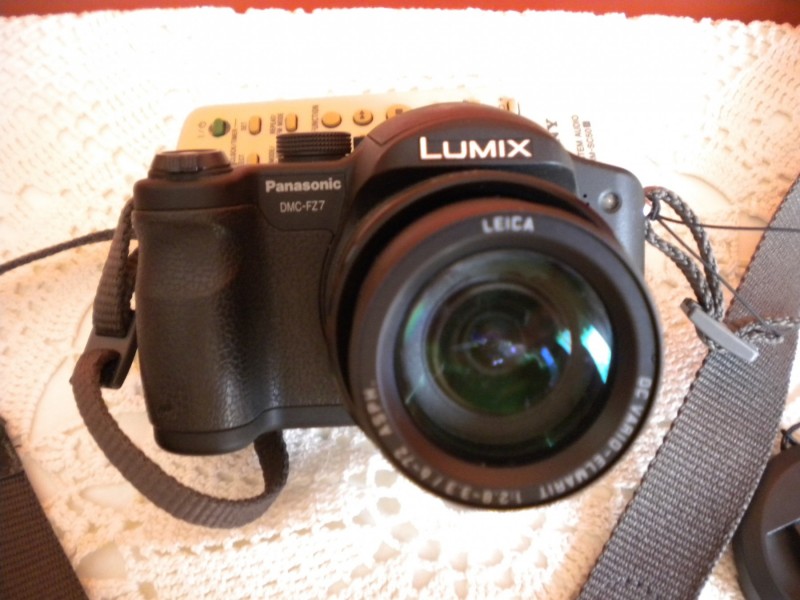 Panasonic LUMIX DMC FZ7 Leica objektiv