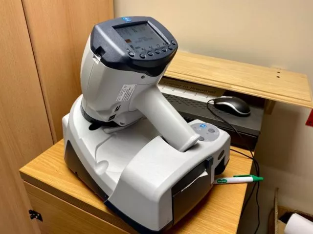 NIDEK HANDYREF-K HANDHELD REF/KERATOMETER