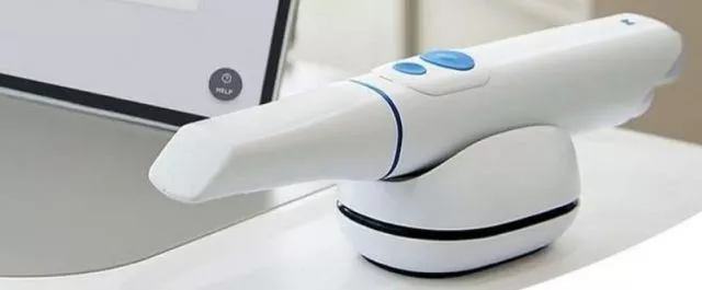 Medit i900 Mobility Wireless 3D Intraoral Scanner