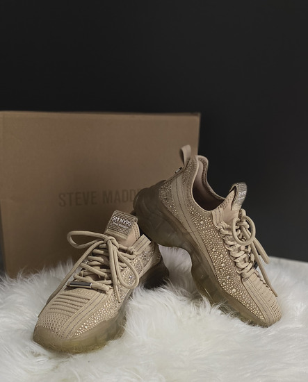 Steve Madden Maxilla R