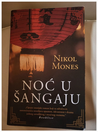 NOĆ U ŠANGAJU - Nikol Mones, knjiga
