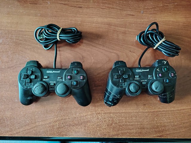 Gamepad GIGAtech SA-100X, dva komada po ceni jednog