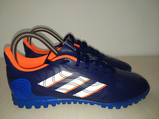 Adidas decije patike za fudbal br 36/37 ( 23 cm)