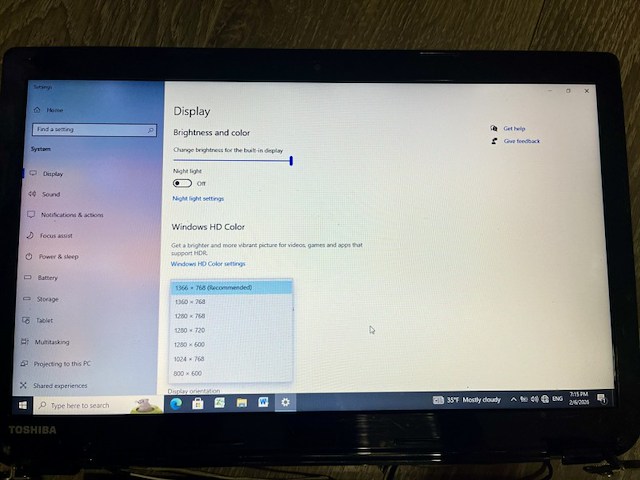 Ekran 15,6 Led slim 40 pina
