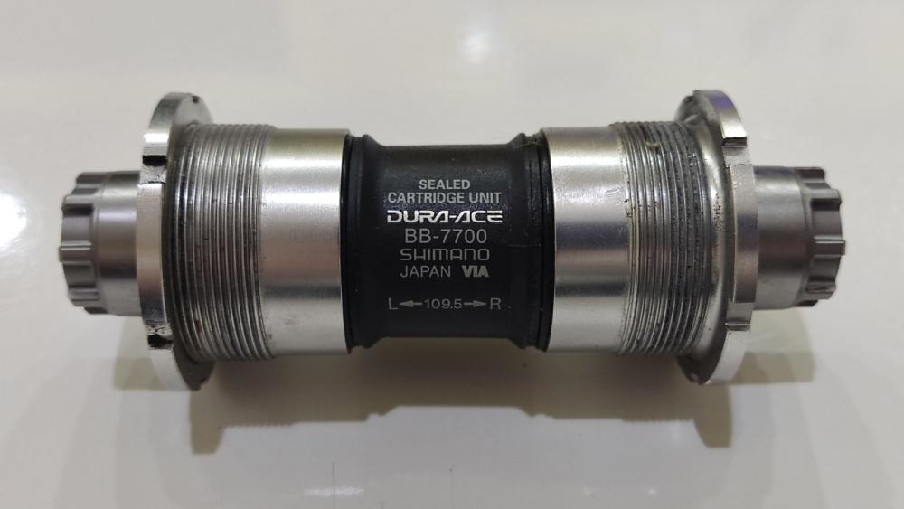 Shimano Dura Ace BB-7700 octalink