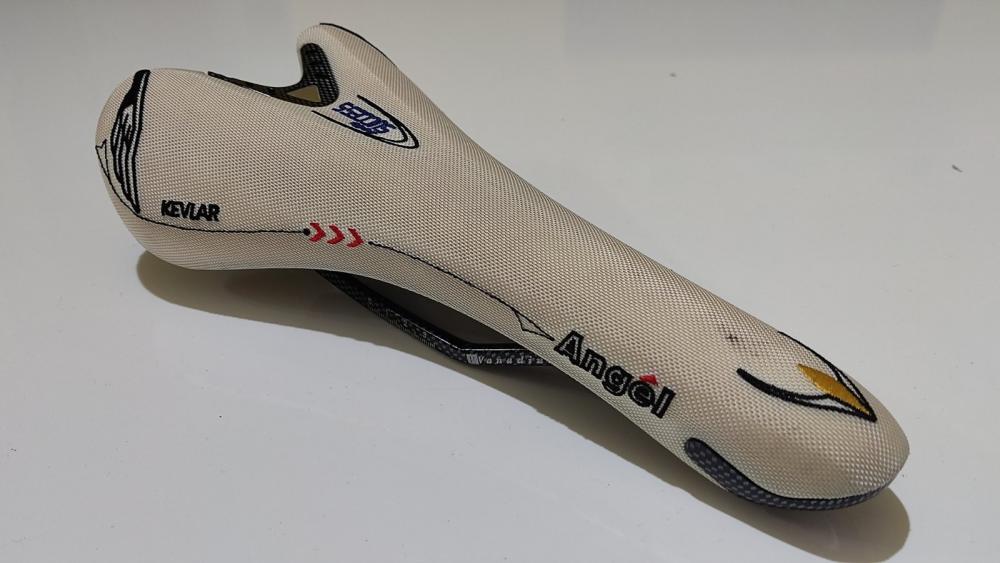 Selle Success Angel 2103 Carbon-Kevlar 184gr. NOVO