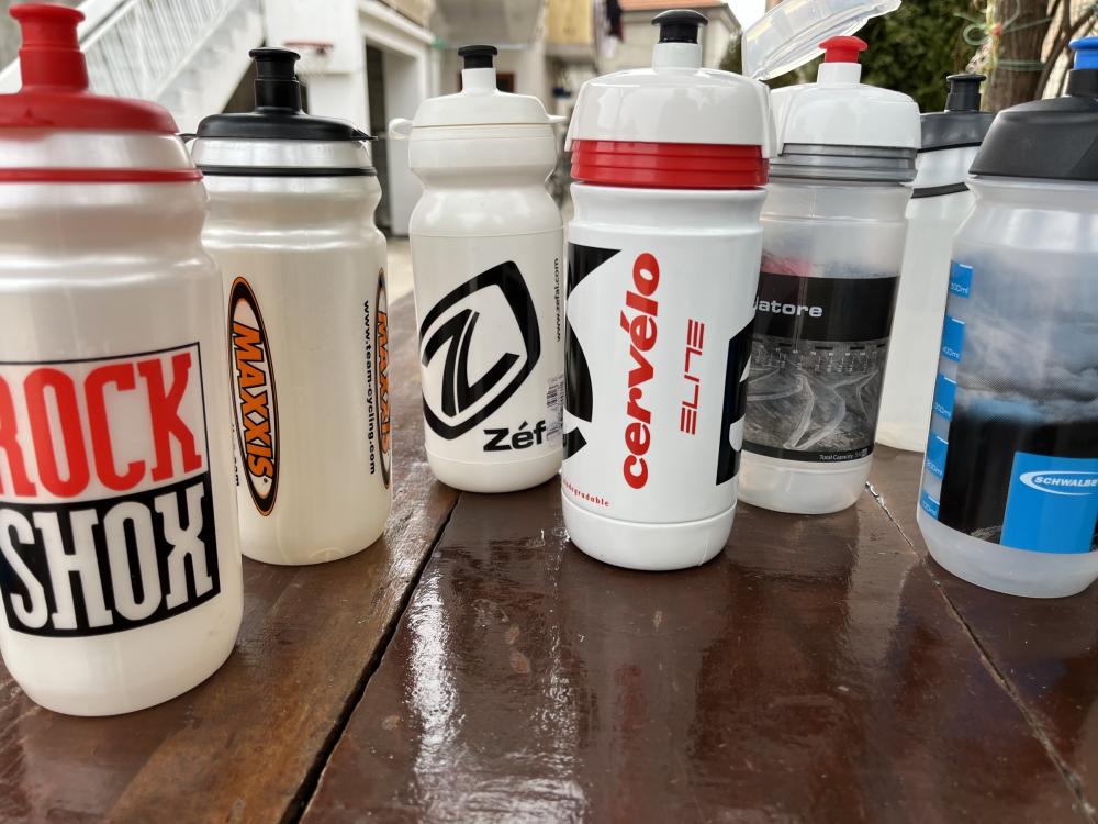 ROCK SHOX SELLE ITALIA MOVISTAR CERVÉLO