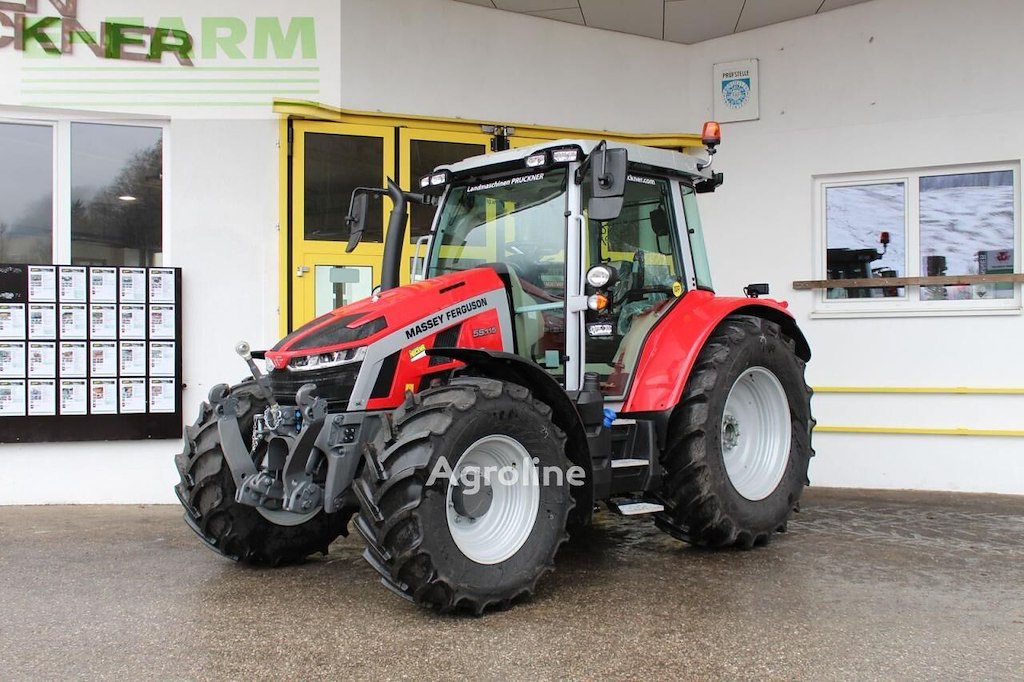Massey Ferguson mf 5s.115 traktor točkaš