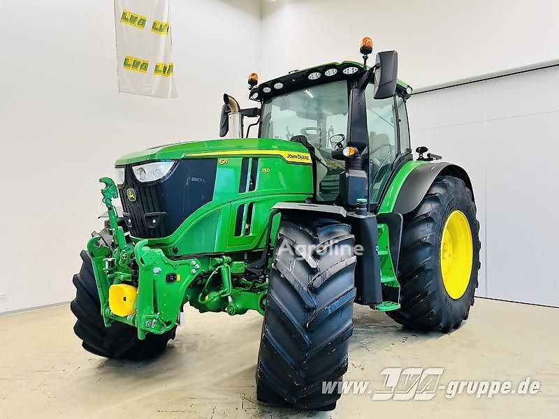 John Deere 6R 250 traktor točkaš