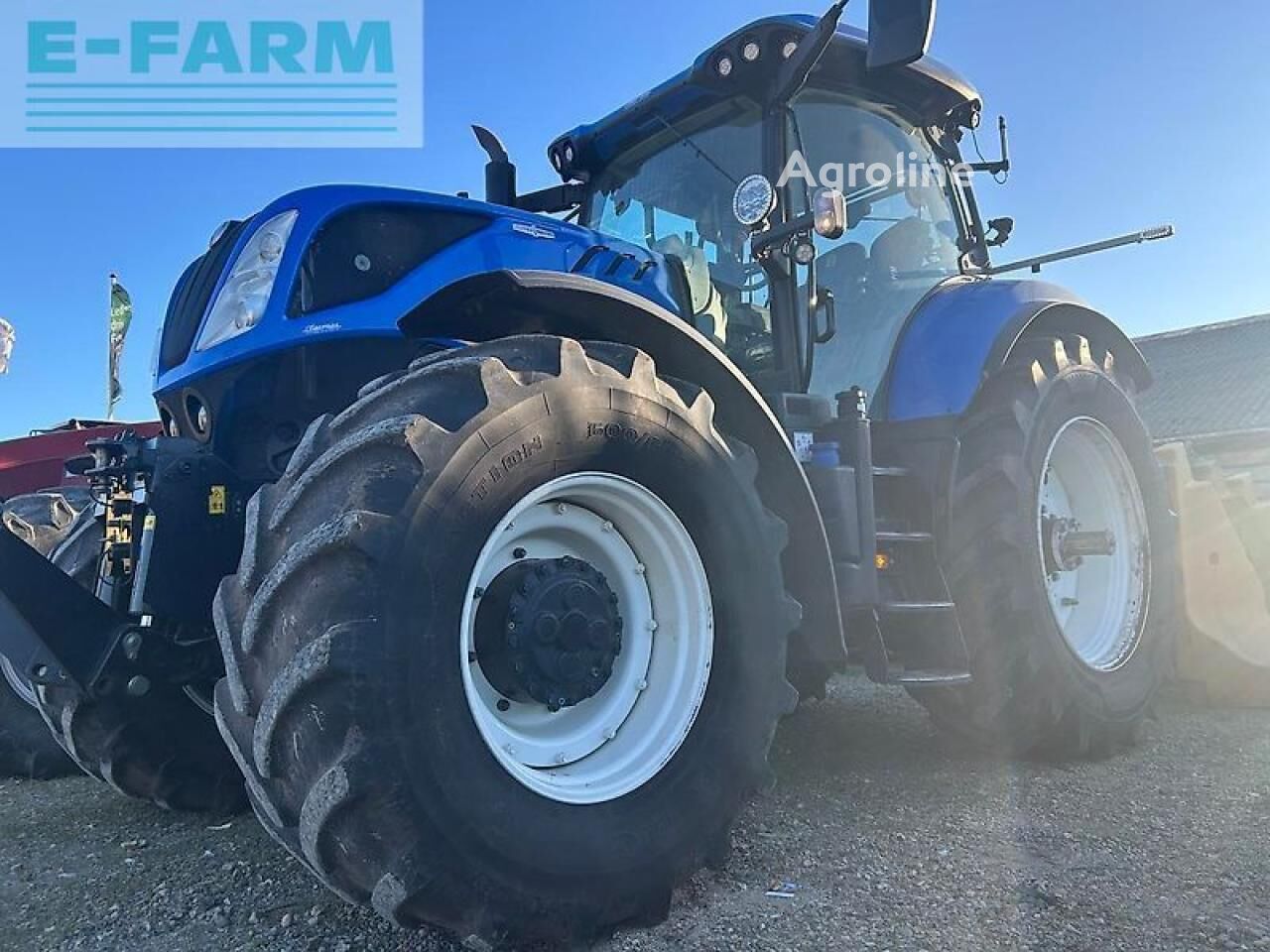 New Holland t7.270 ac traktor točkaš