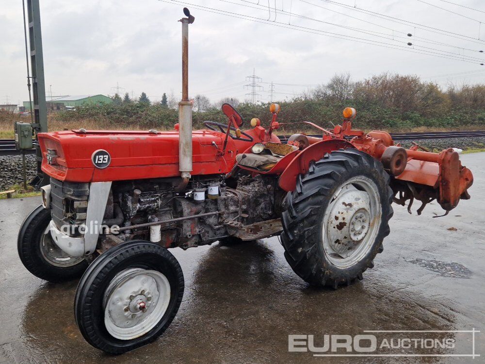 Prodaje se Massey Ferguson MF133 traktor točkaš na aukciji