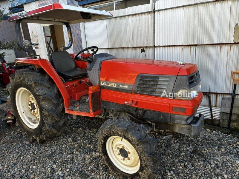 Kubota TRACTOR(Kubota) traktor točkaš