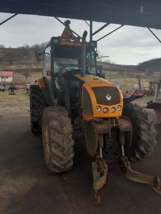 Renault Ergos 440 traktor točkaš po rezervnim delovima