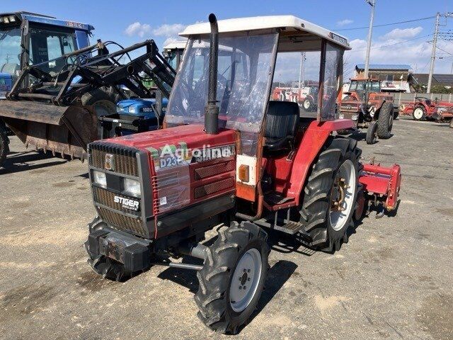 Shibaura TRACTOR(Shibaura) traktor točkaš