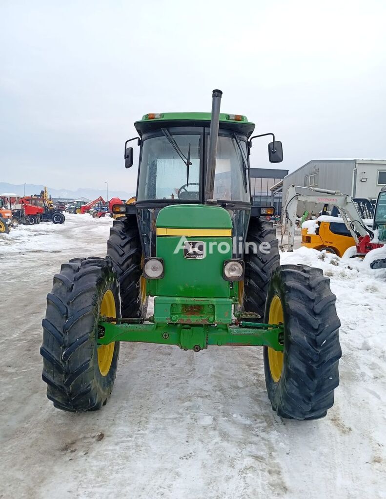 John Deere 1640 traktor točkaš
