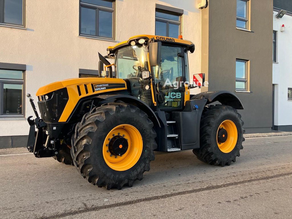 Novi JCB Fastrac 4220 iCON traktor točkaš