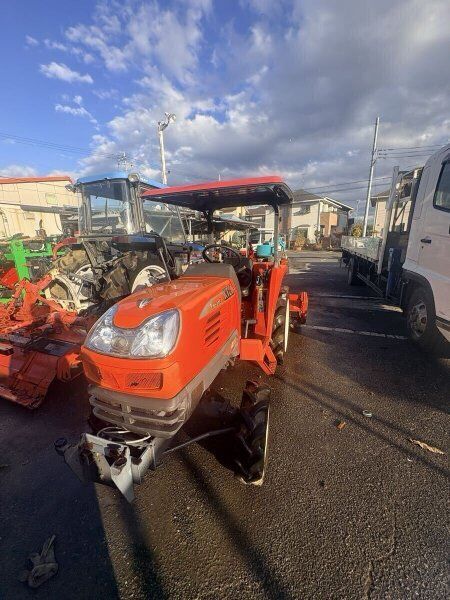 Kubota TRACTOR(Kubota) mini traktor