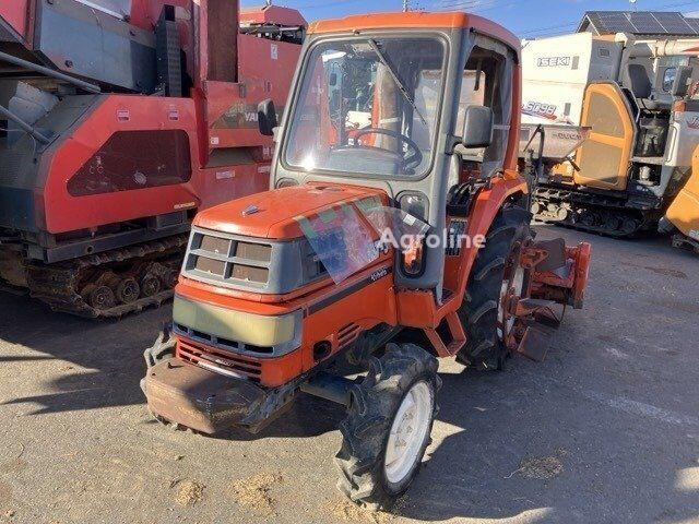 Kubota TRACTOR(Kubota) mototraktor