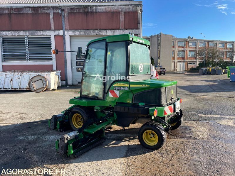 Prodaje se John Deere 1905 traktor kosilica na aukciji