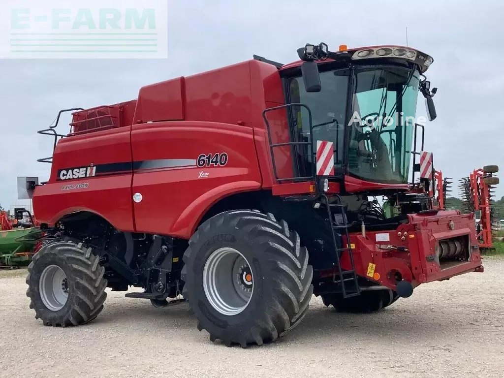 Case IH axial-flow 6140 kombajn za žito