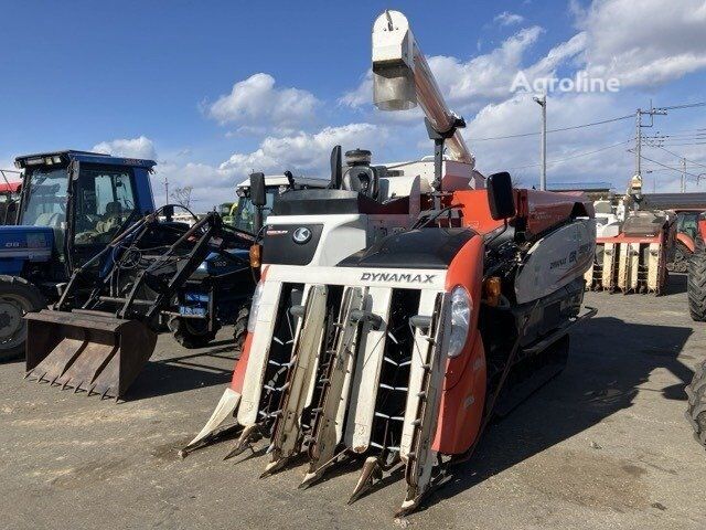 Kubota COMBINE(Kubota) kombajn za kukuruz