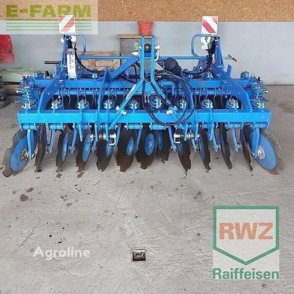 Lemken rubin 10/ 300u tanjirača
