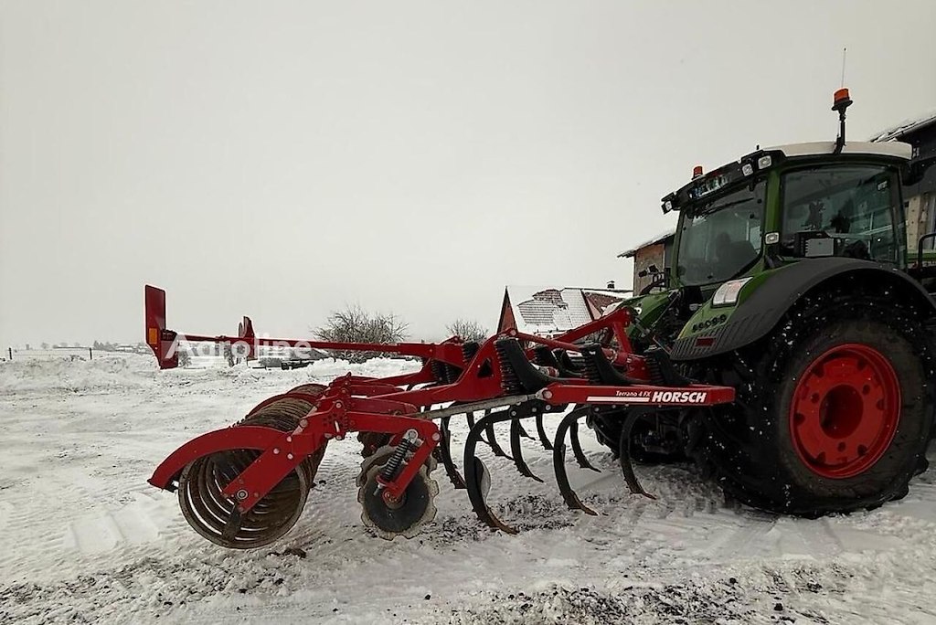 Horsch Terrano 4FX kultivator