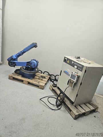Industrijski robot Yaskawa Motoman YR-HP20
Yaskawa Motoman YR-HP20-B10 6-axis robot with NX100 controller