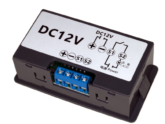 Digitalni termostat W1018 12V sa sondom 79x43mm
