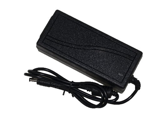 Univerzalni punjač AC/DC adapter 12V 6A