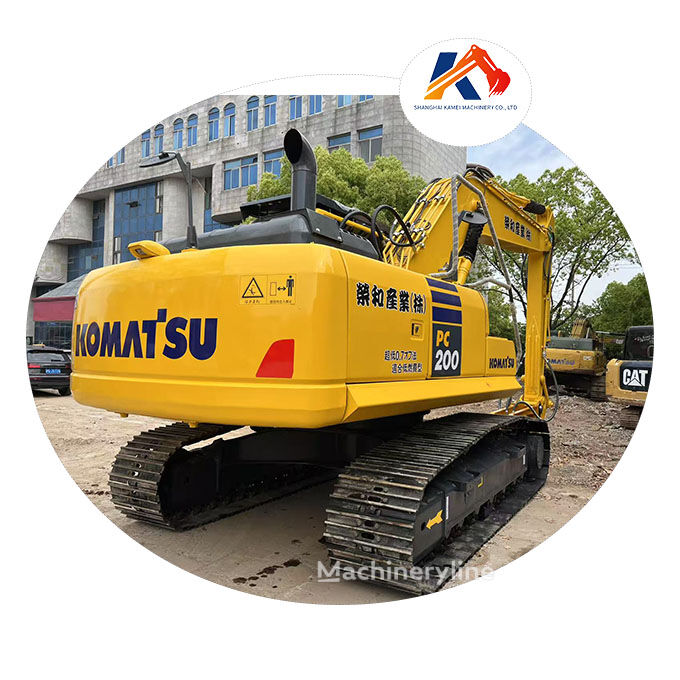 Komatsu PC200-8 bager guseničar