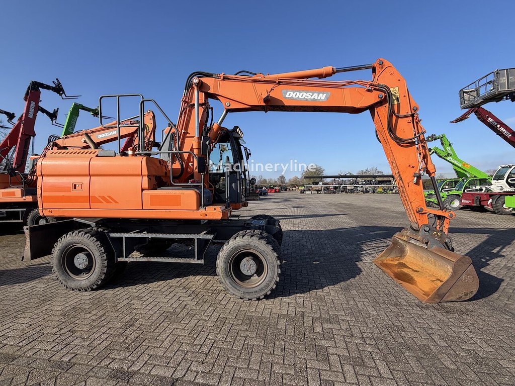 Doosan DX 140w-3 bager točkaš