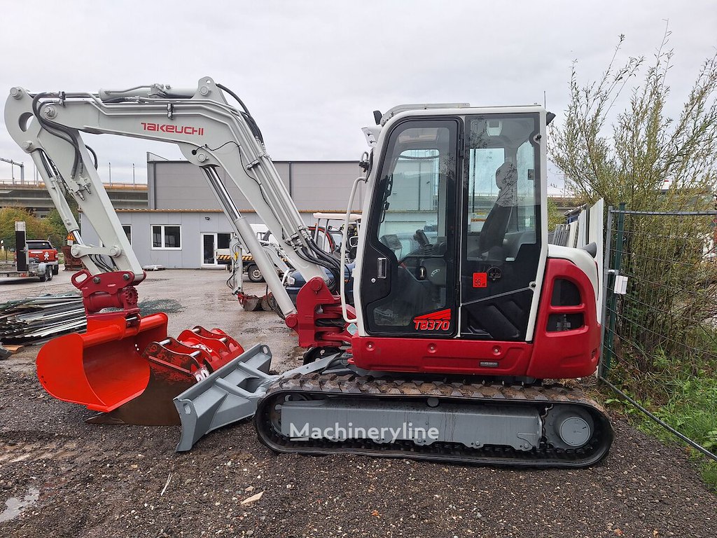 Takeuchi TB370 midi bager