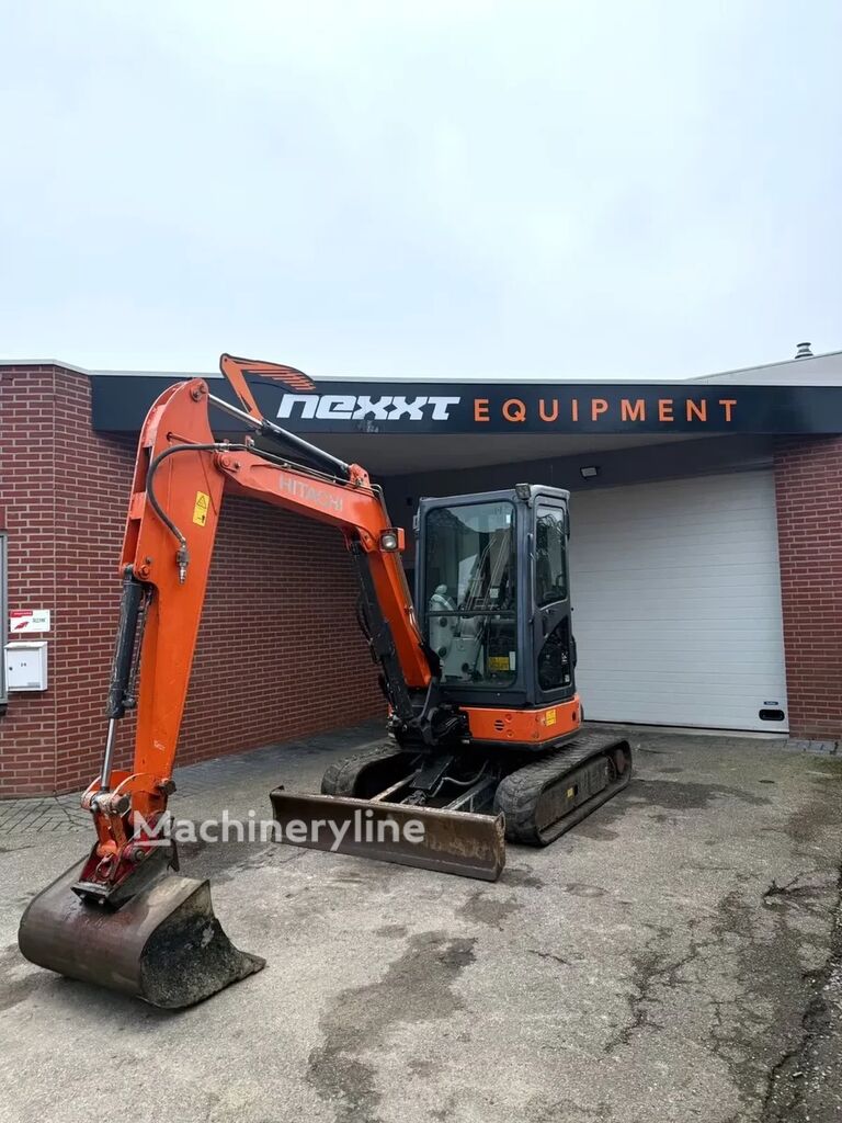 Hitachi ZX38U mini bager
