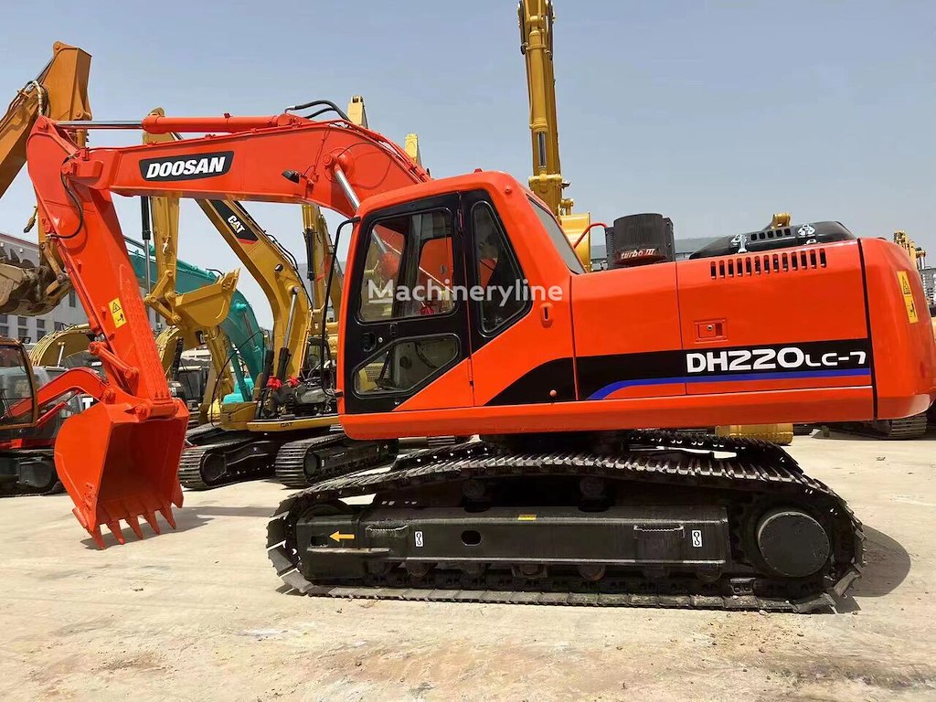 Doosan DH220LC-7 bager guseničar