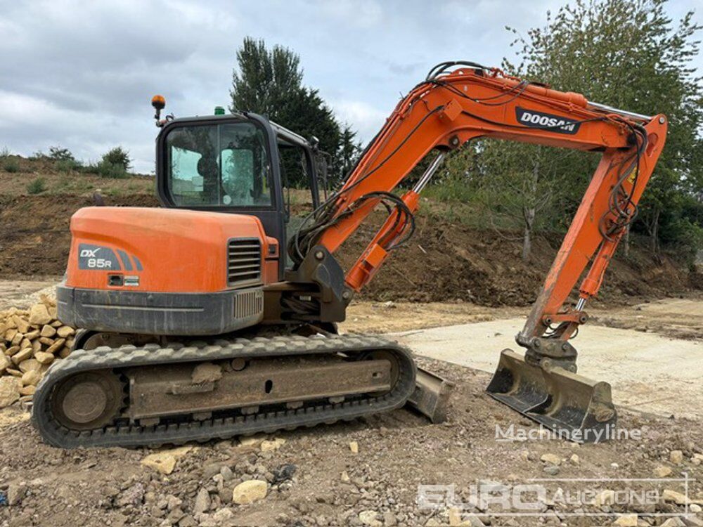 Prodaje se Doosan DX85R-3 mini bager na aukciji
