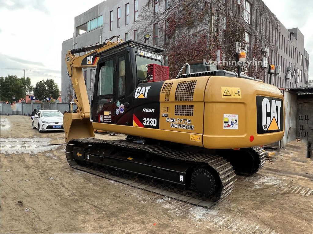 Caterpillar 323D bager guseničar