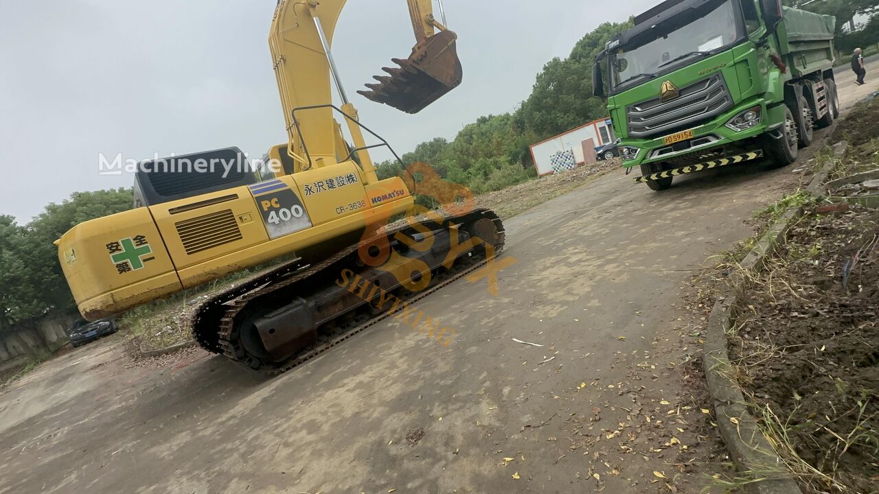 Komatsu PC400-8 bager guseničar