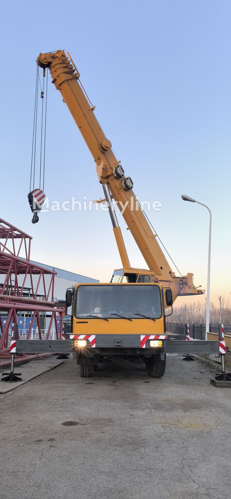Liebherr LTM1050 dizalica za sve terene