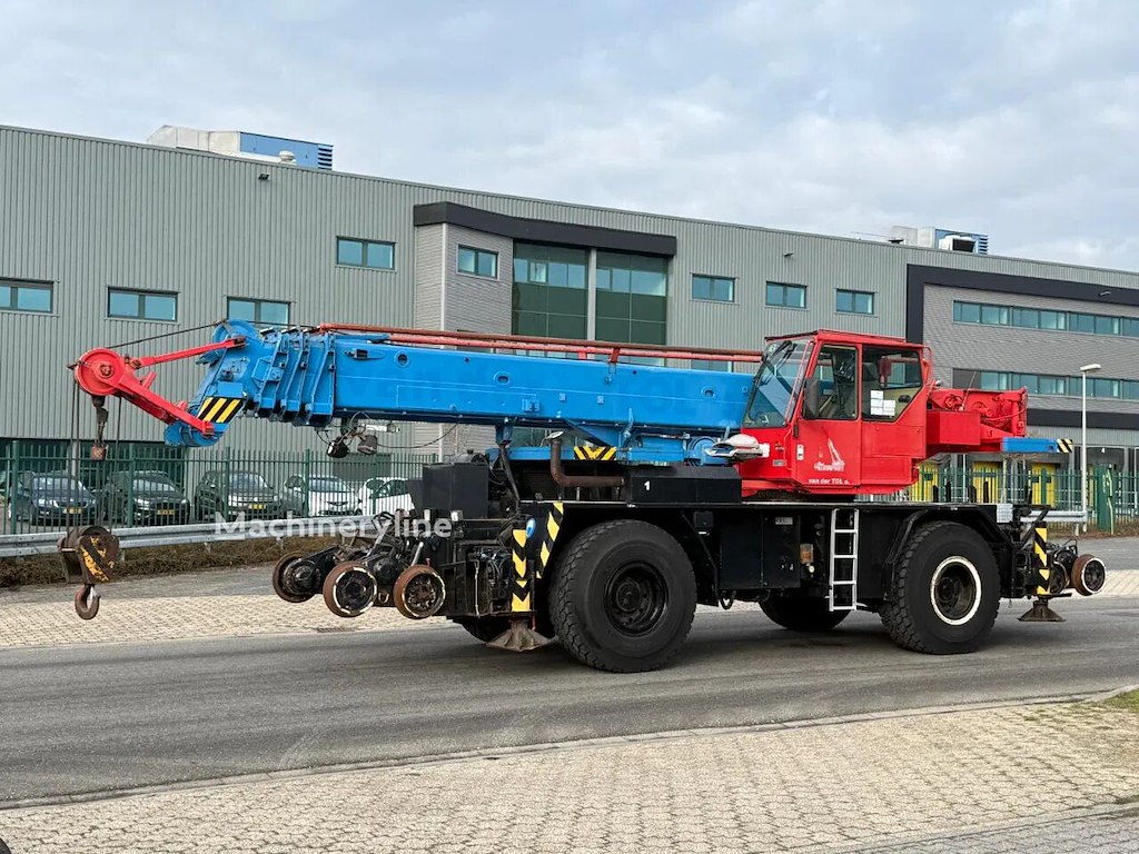 Liebherr LTM1040-2 dizalica za sve terene