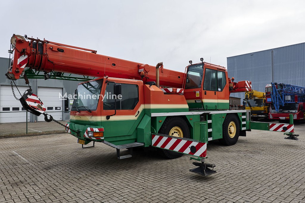 Liebherr LTM 1030 autodizalica