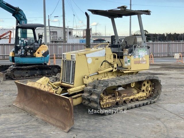 Komatsu BULLDOZER buldožer