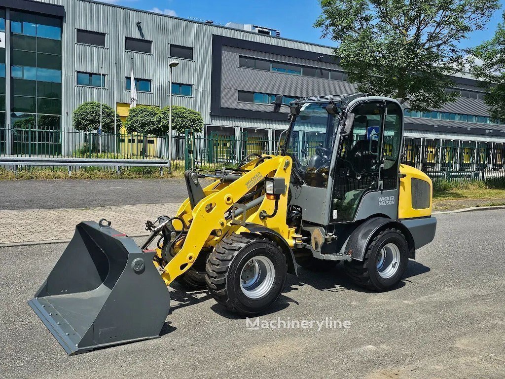 Wacker Neuson WL32 prednji utovarivač